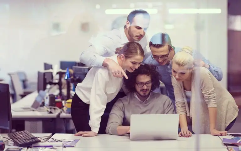 5 Ways To Get Your Business Noticed | ProjectPractical.com