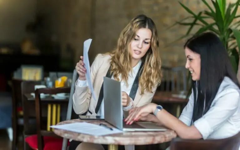 How to Effectively Share a Job Posting On LinkedIn | ProjectPractical.com