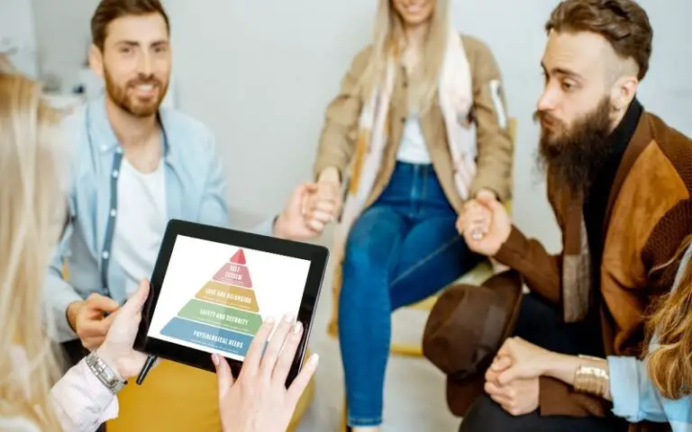 Top 30 Microsoft Outlook Interview Questions and Answers in 2025 ...