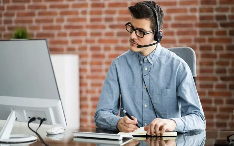 Top 30 Virtual Assistant Interview Questions and Answers in 2025 ...