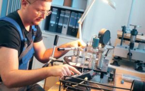 Top 33 Fitter Interview Questions and Answers 2025 | ProjectPractical.com